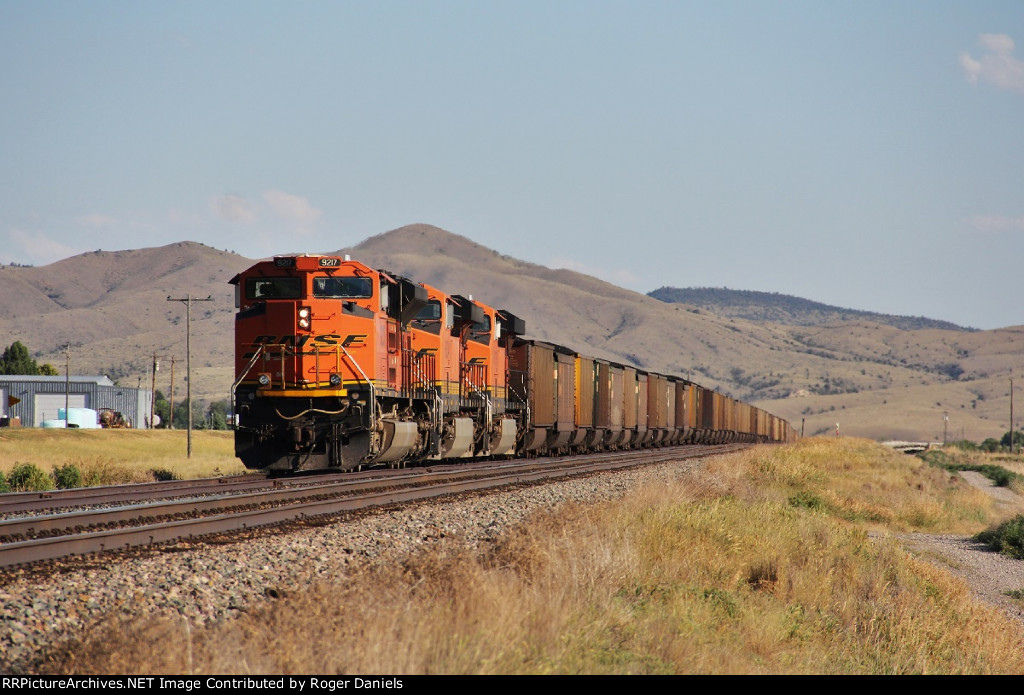 BNSF 9217